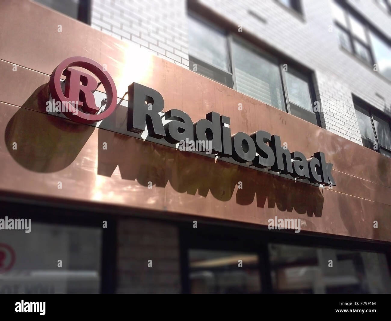 New Radioshack Logo