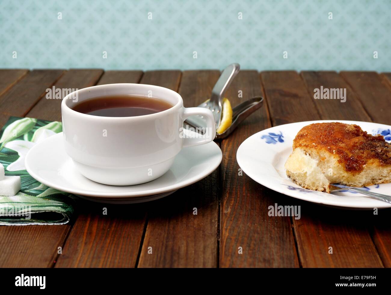 Tea served with the danish Brunsviger cake Stock Photo - Alamy