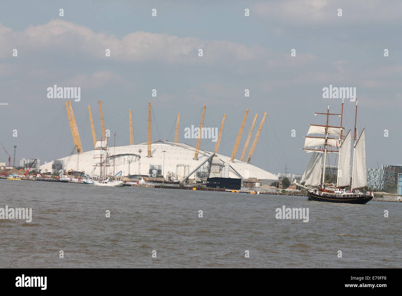 Tall ship regatta hi-res stock photography and images - Alamy