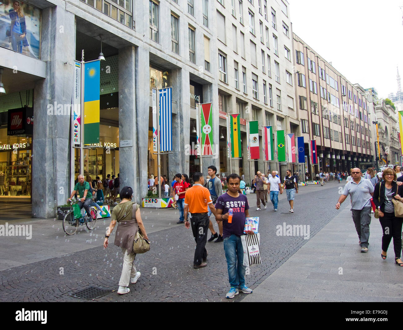 Italy, Milan, daily life Stock Photo - Alamy