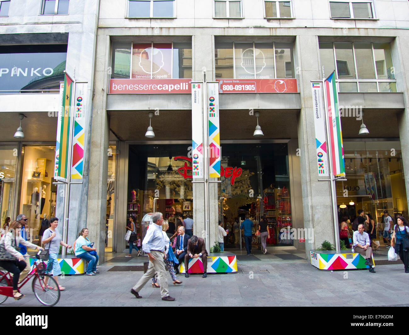 Italy, Milan, daily life Stock Photo - Alamy