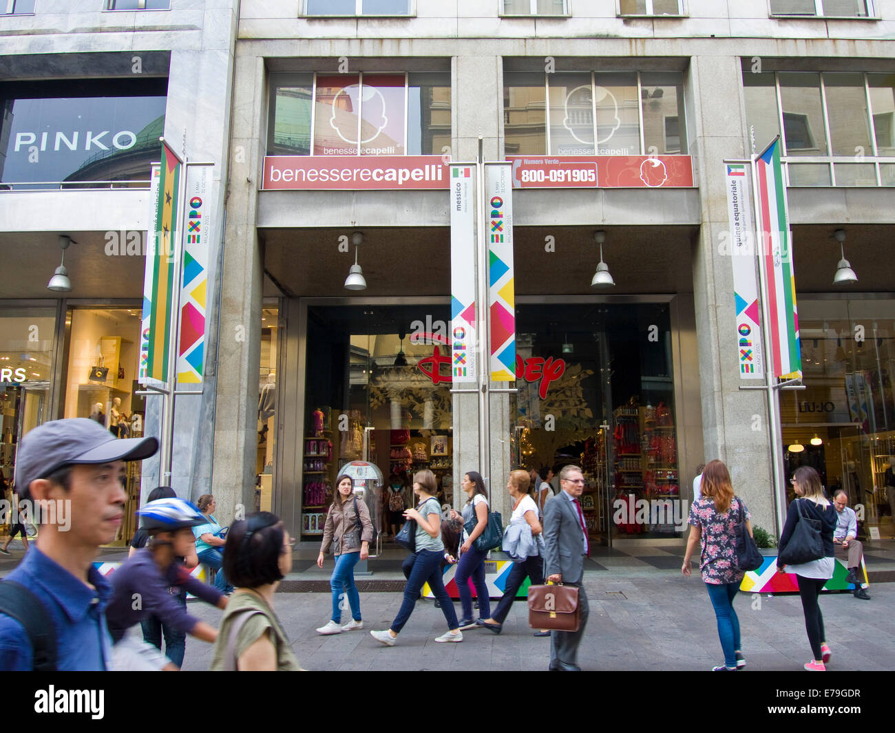 Italy, Milan, daily life Stock Photo - Alamy
