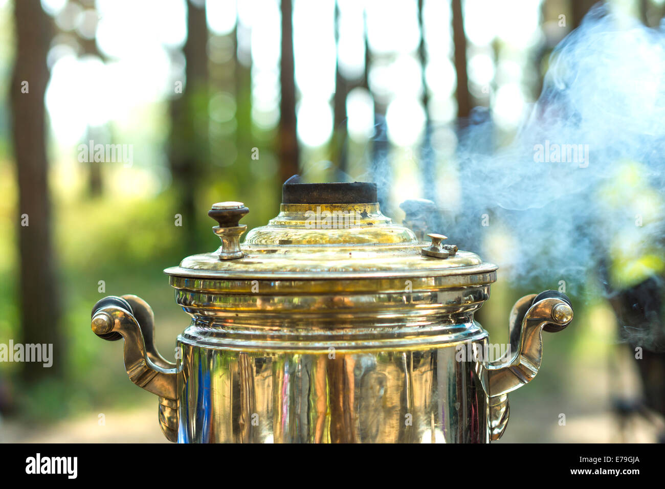 Russian samovar hi-res stock photography and images - Alamy