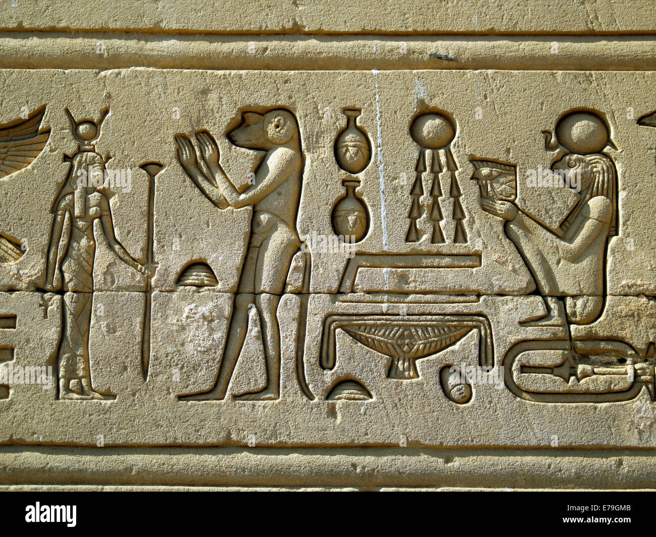 Temple relief at Dendara Stock Photo - Alamy
