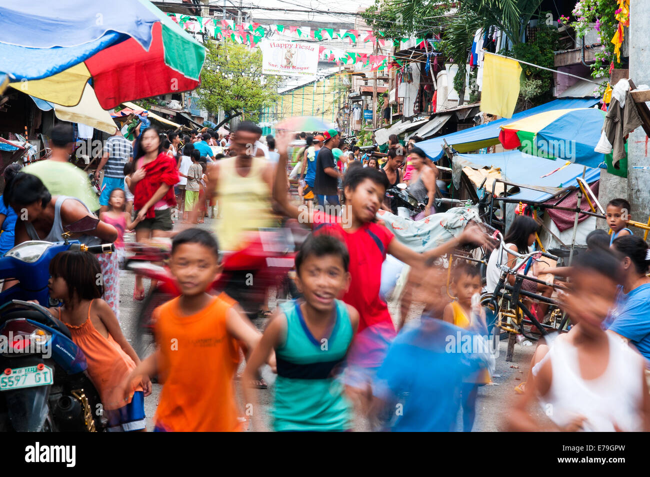 Street scene, Barangay Pasil, Cebu City, Philippines Stock Photo - Alamy