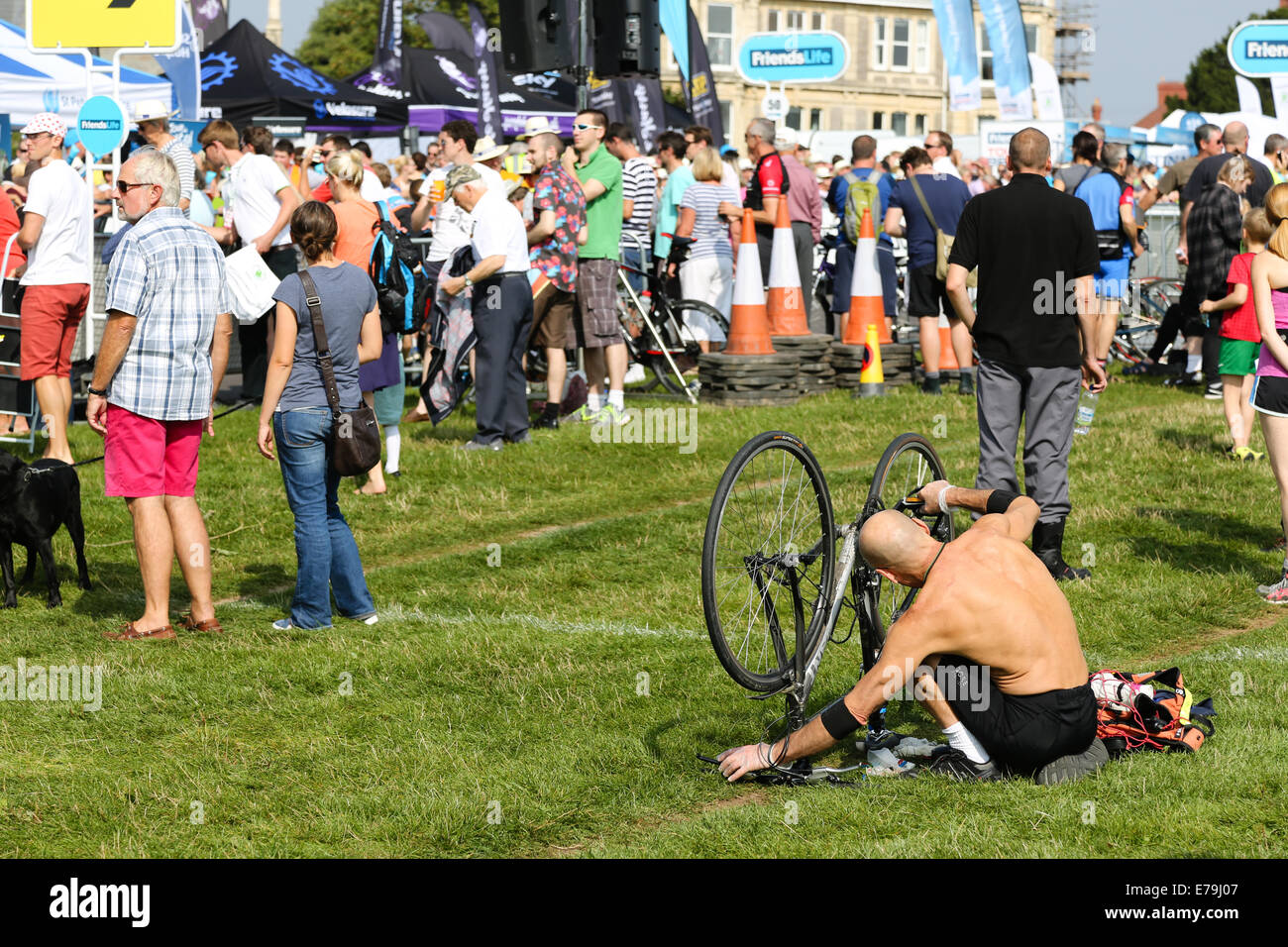 Faired hi-res stock photography and images - Alamy