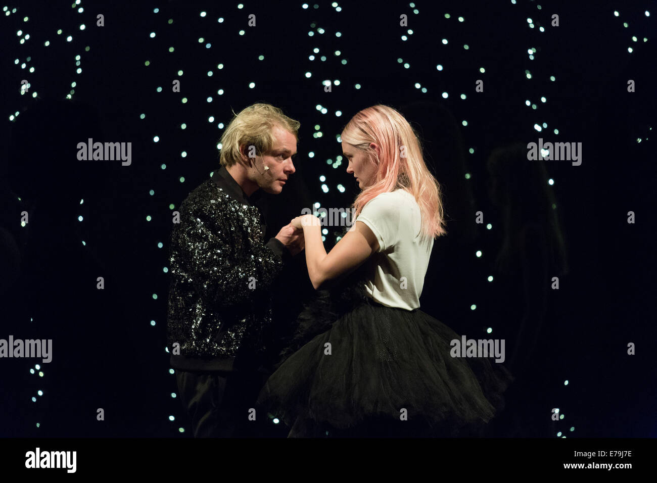 Shakespeare's drama "Romeo and Juliet" had a successfull opening night ...