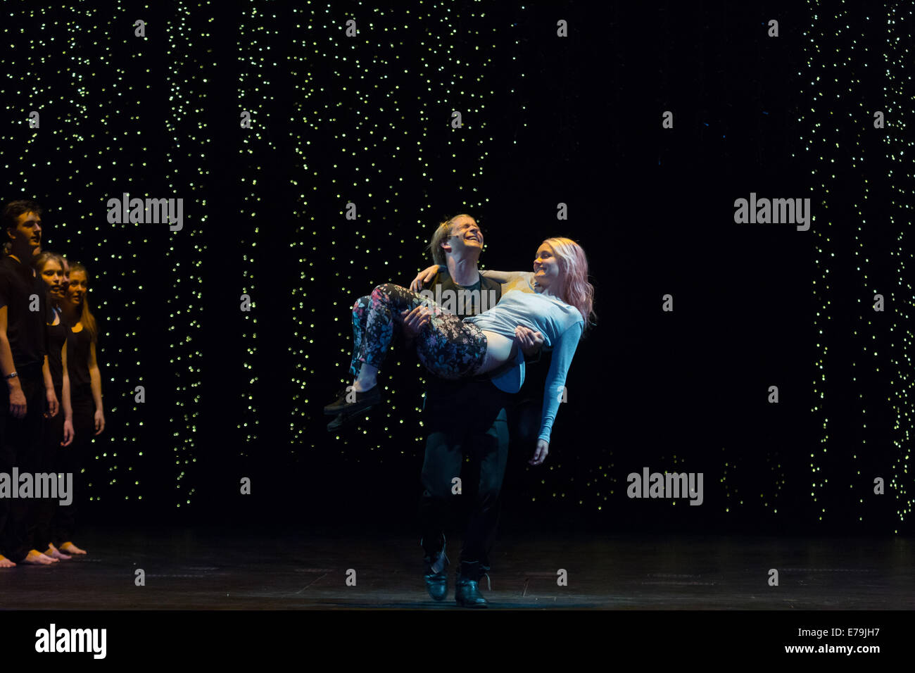 Shakespeare's drama "Romeo and Juliet" had a successfull opening night ...