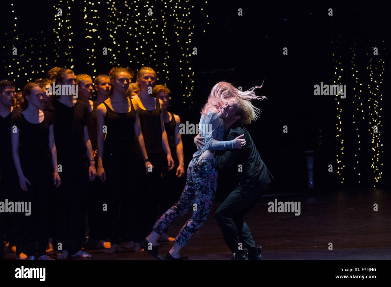 Shakespeare's drama "Romeo and Juliet" had a successfull opening night ...