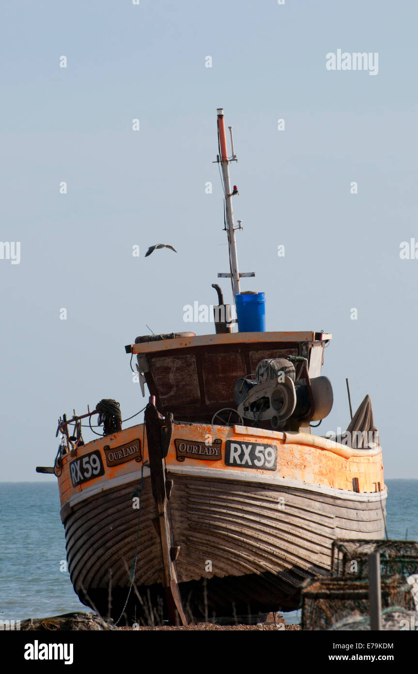Beached fishing boat hi-res stock photography and images - Alamy