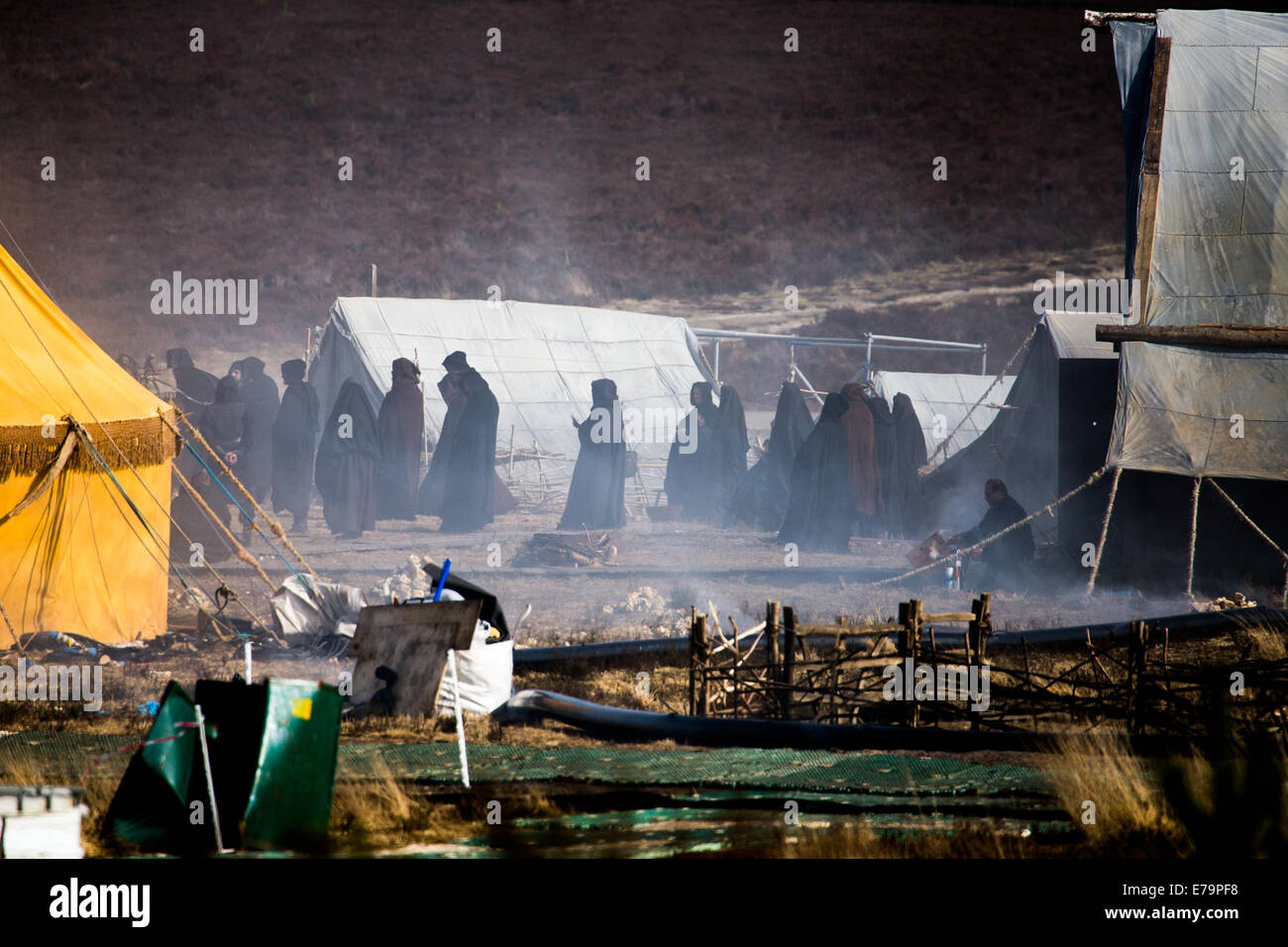 Michael Fassbender sports a cut on his head whilst filming for 'Macbeth ...