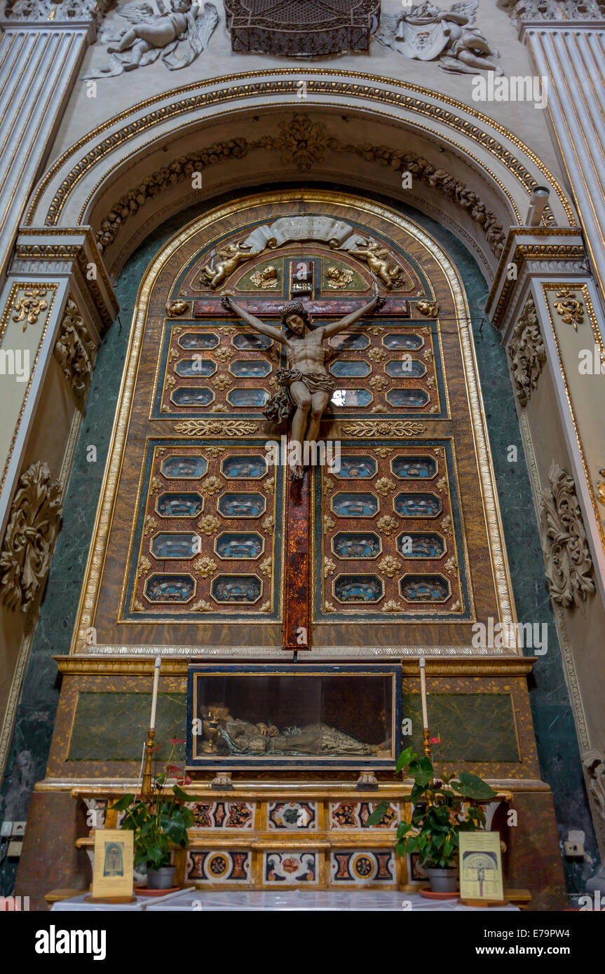 Saints relics hi-res stock photography and images - Alamy