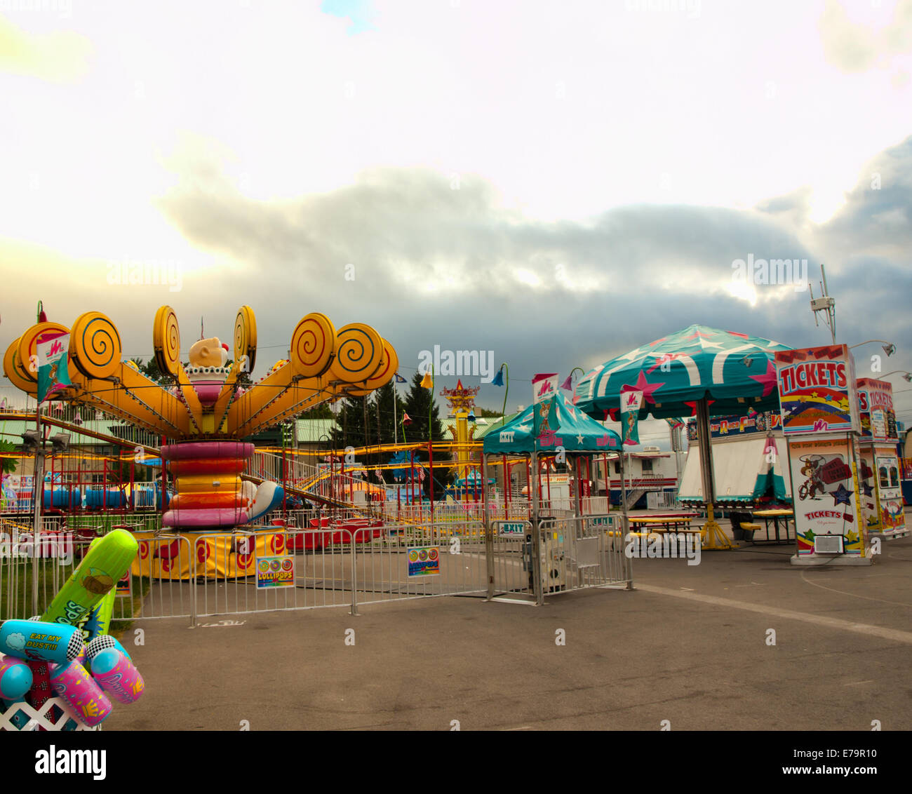 Fairground flag hi-res stock photography and images - Alamy