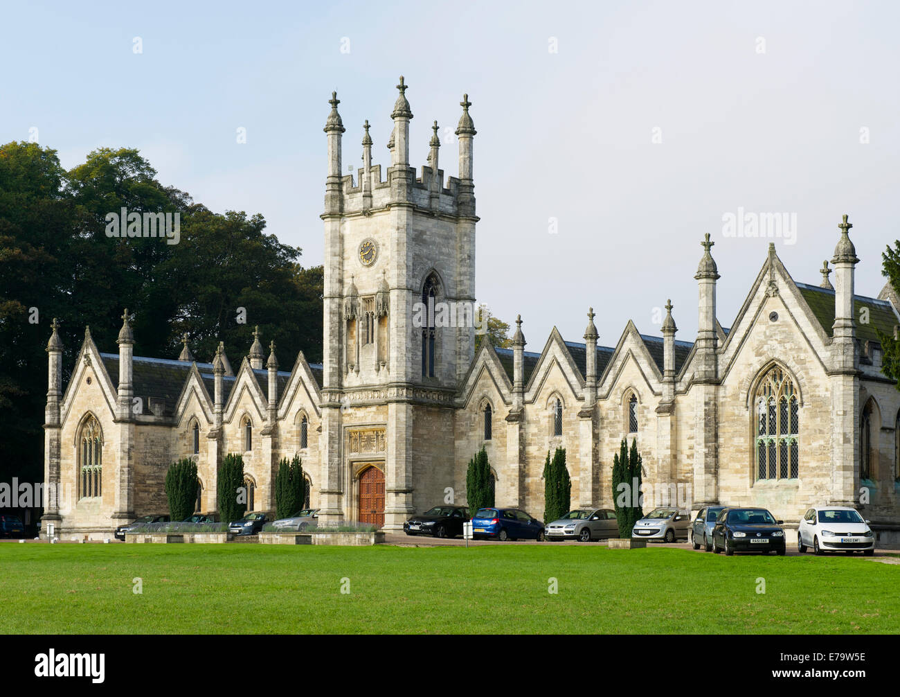 Aberford almshouse hi-res stock photography and images - Alamy