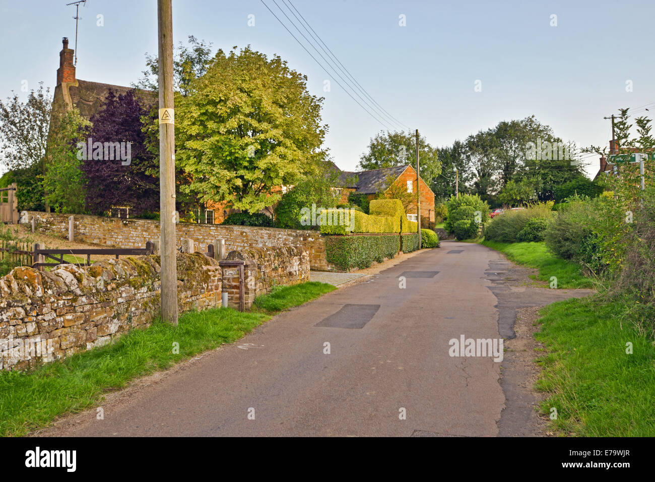 Lower harlestone northamptonshire hi-res stock photography and images ...