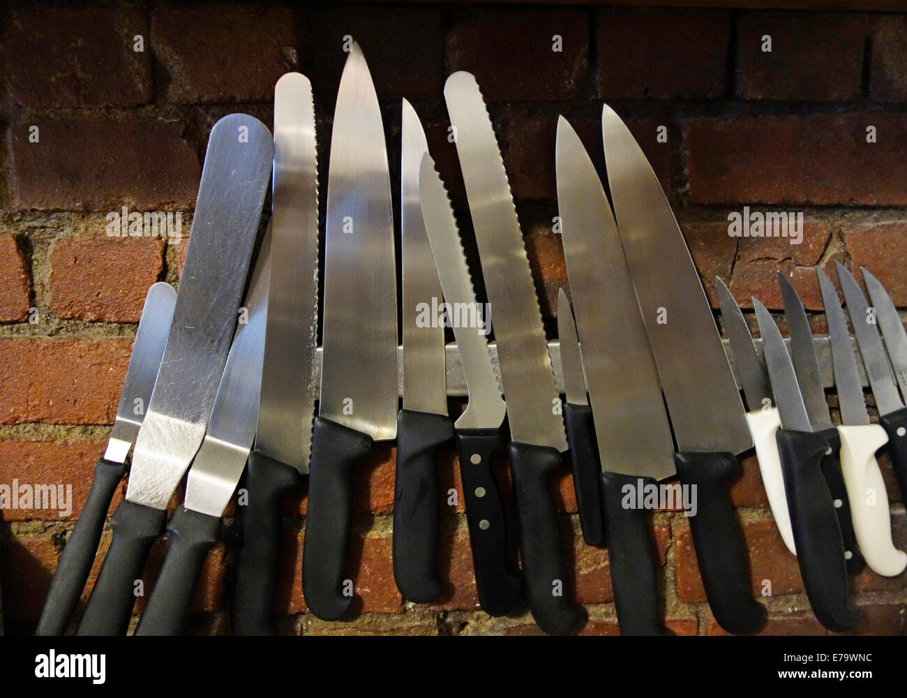 New knives hi-res stock photography and images - Alamy