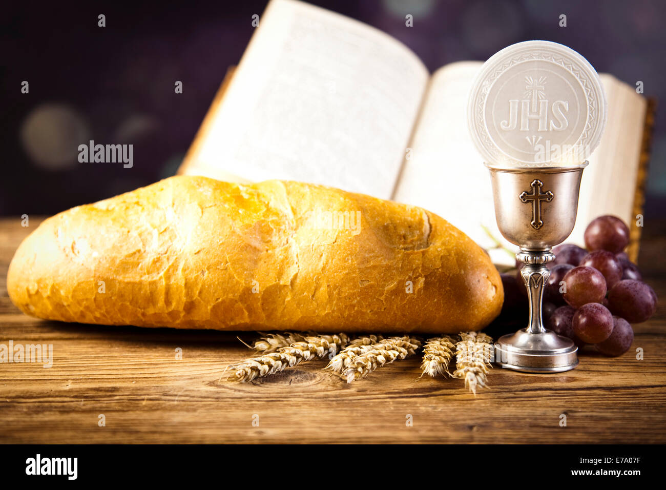 Holy Communion Bread, Wine Stock Photo - Alamy