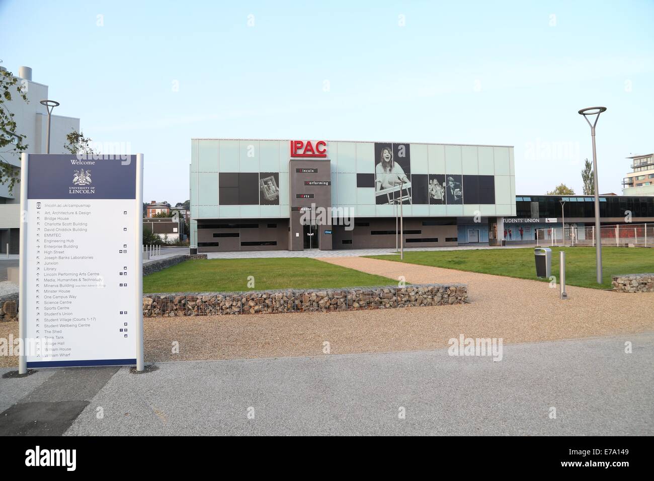 Lincoln university lincolnshire uk hi-res stock photography and images ...