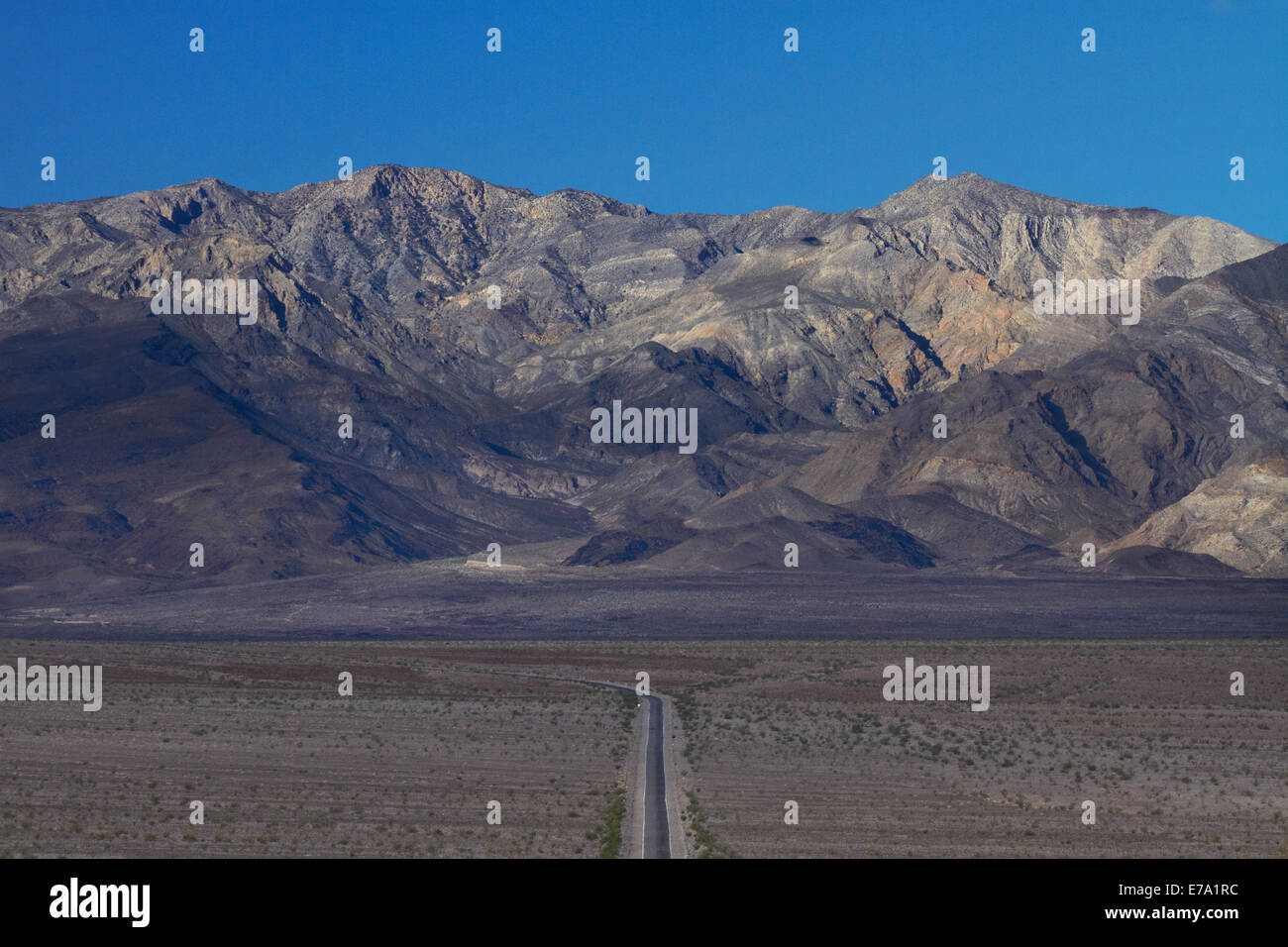 State Route 190 through Death Valley near Stovepipe Wells, towards ...