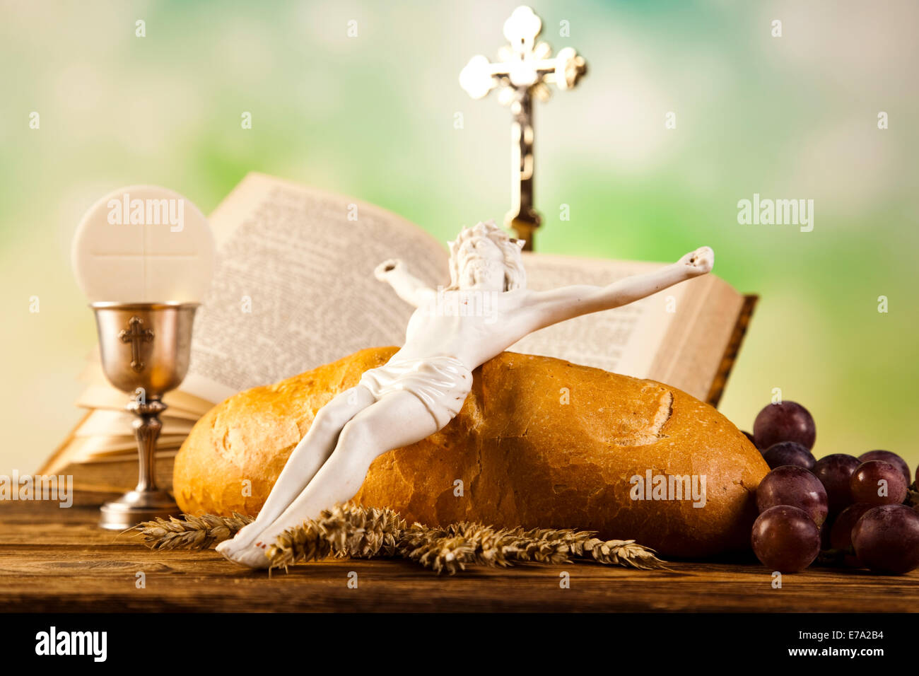 Holy Communion Bread, Wine Stock Photo - Alamy