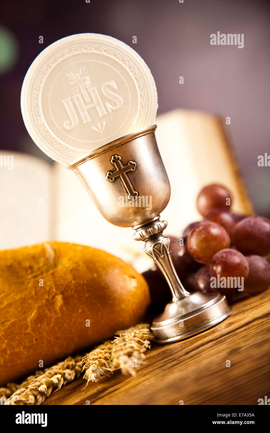 Holy Communion Bread, Wine Stock Photo - Alamy