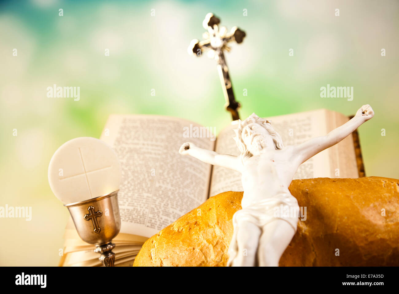 Holy Communion Bread, Wine Stock Photo - Alamy
