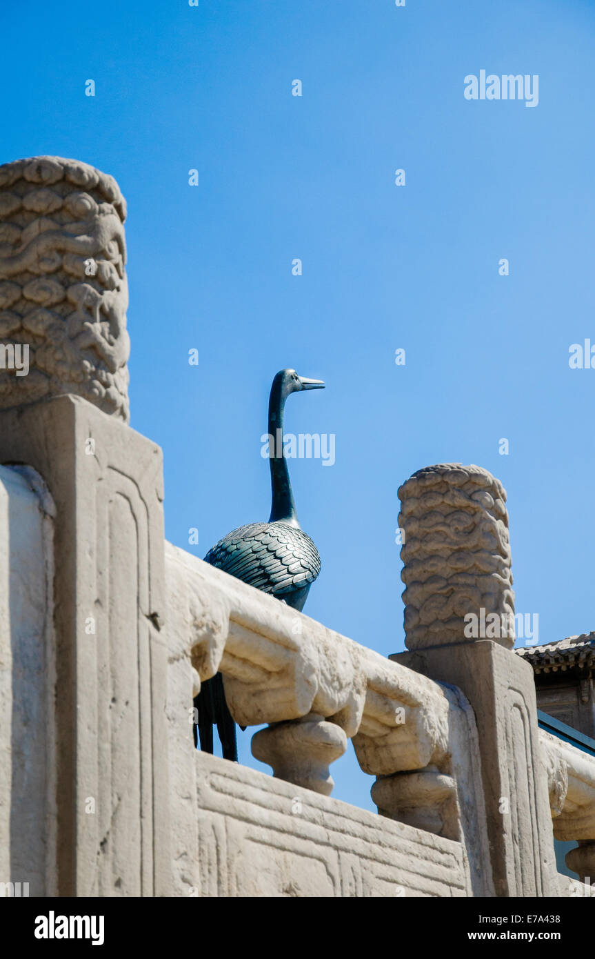 Chinese crane hi-res stock photography and images - Alamy