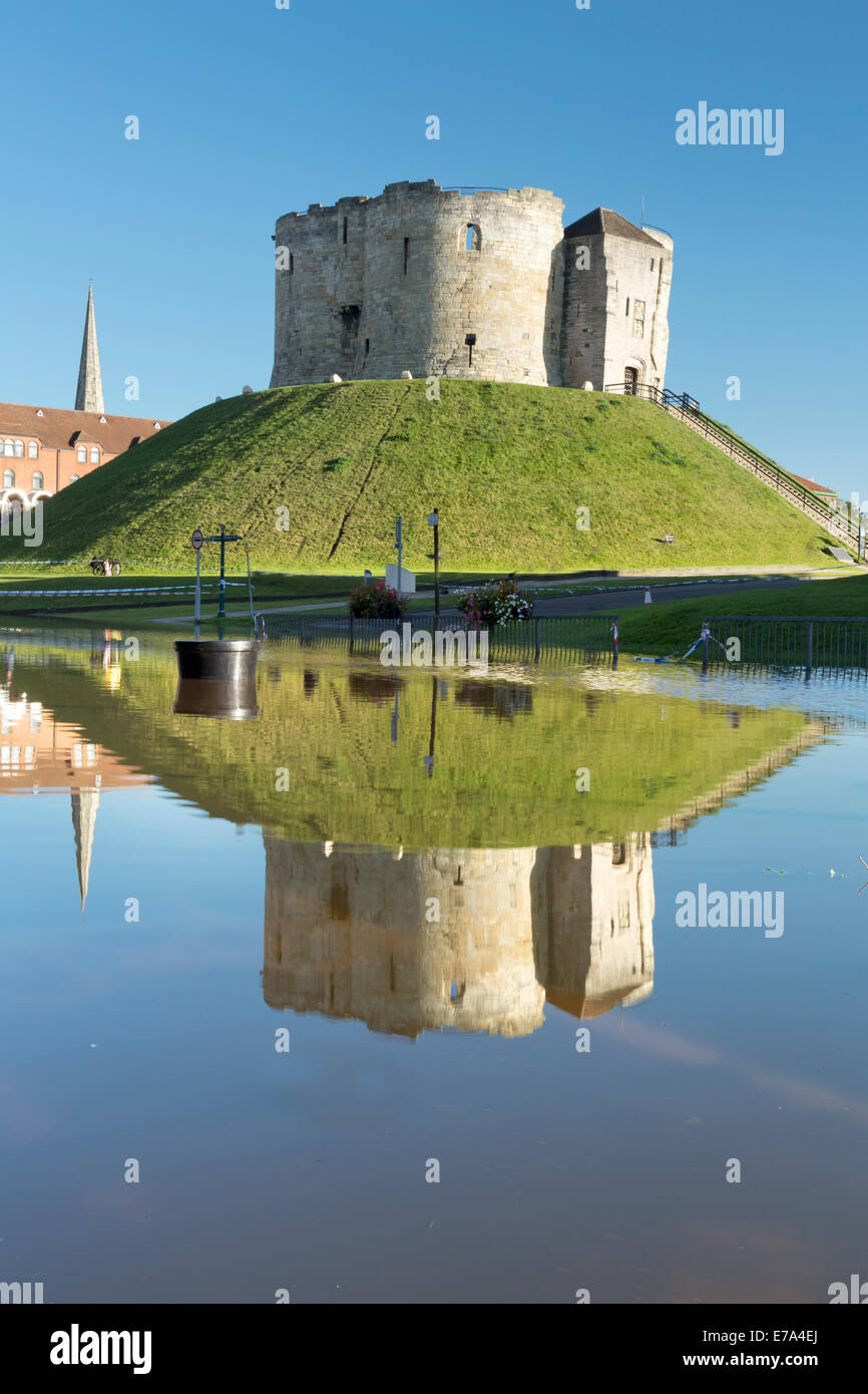 York yorkshire england uk september hi-res stock photography and images ...