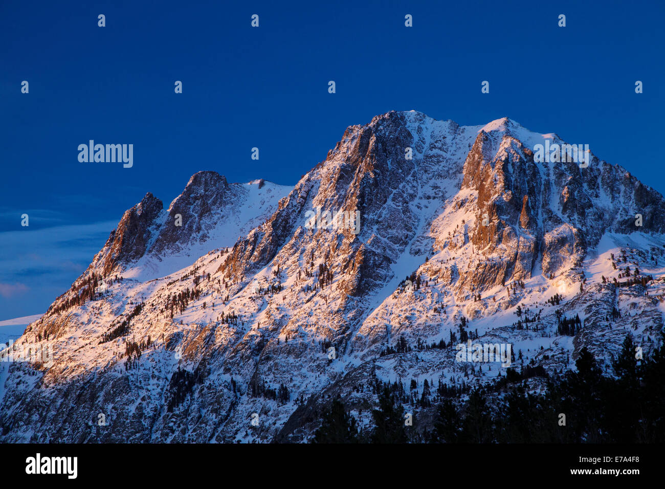Mono and colour hi-res stock photography and images - Alamy