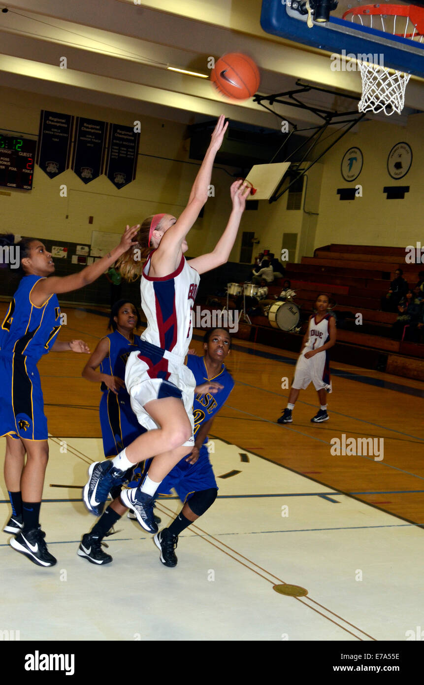 Girls High school basketball Stock Photo - Alamy