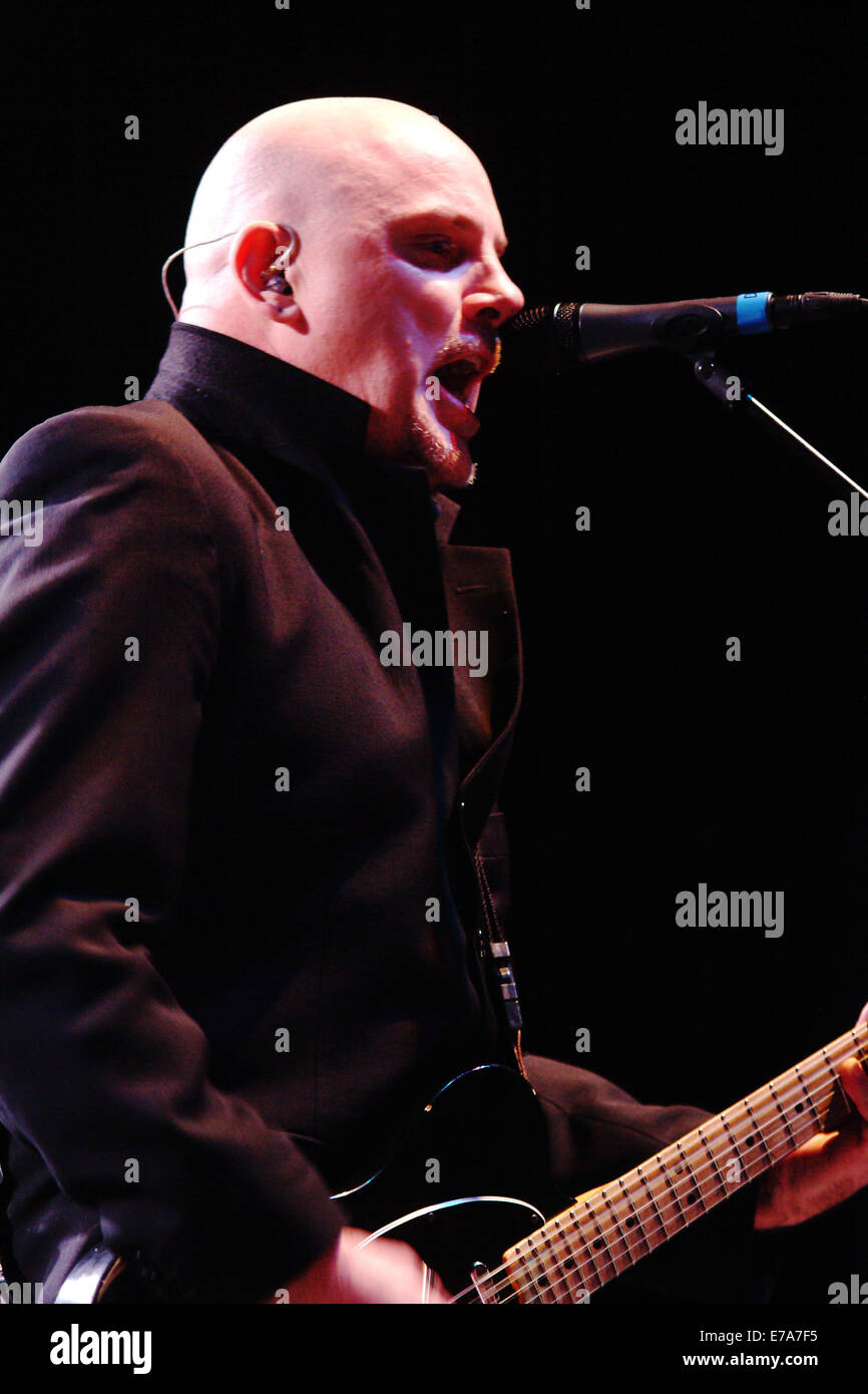 Baz warne hi-res stock photography and images - Alamy