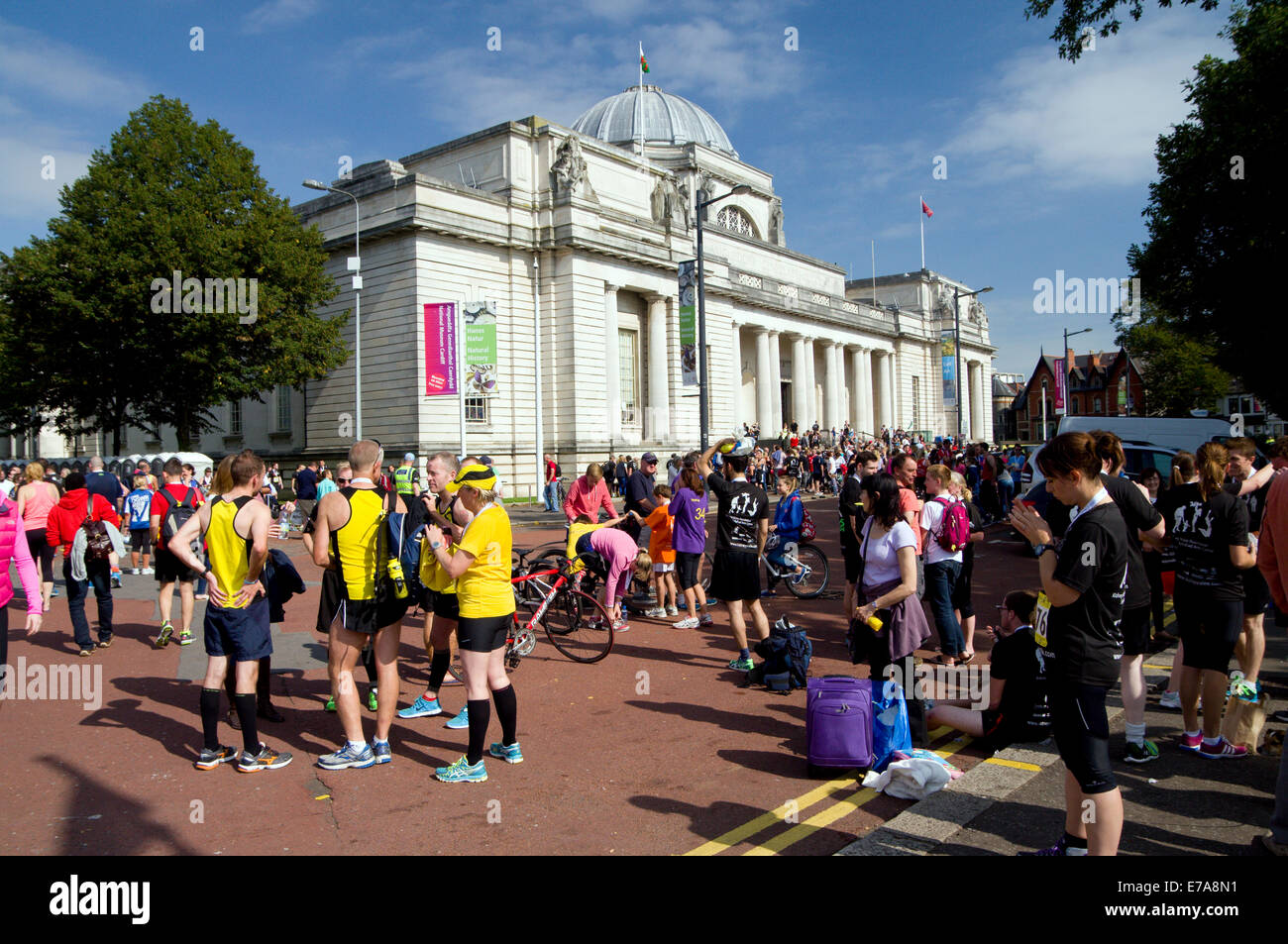 Cardiff 10k hi-res stock photography and images - Alamy
