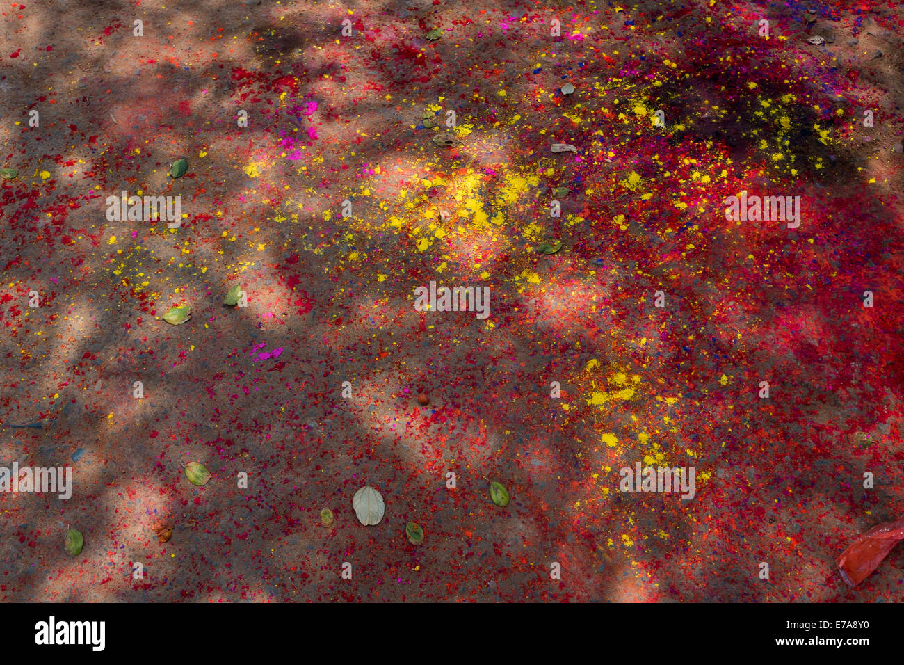 Holi colors hi-res stock photography and images - Alamy