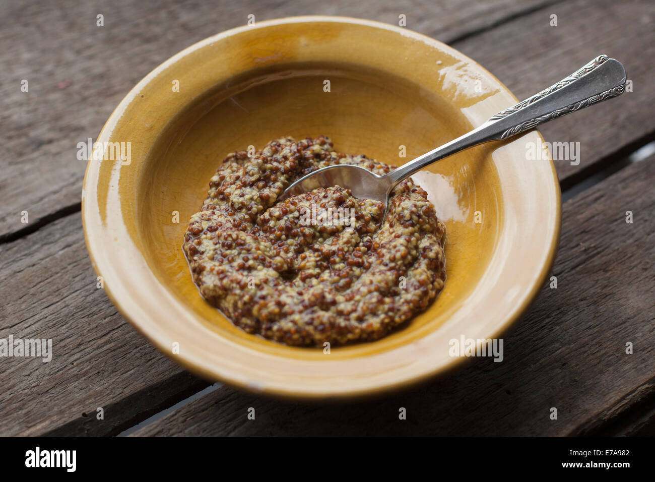 Mustard image hi-res stock photography and images - Alamy