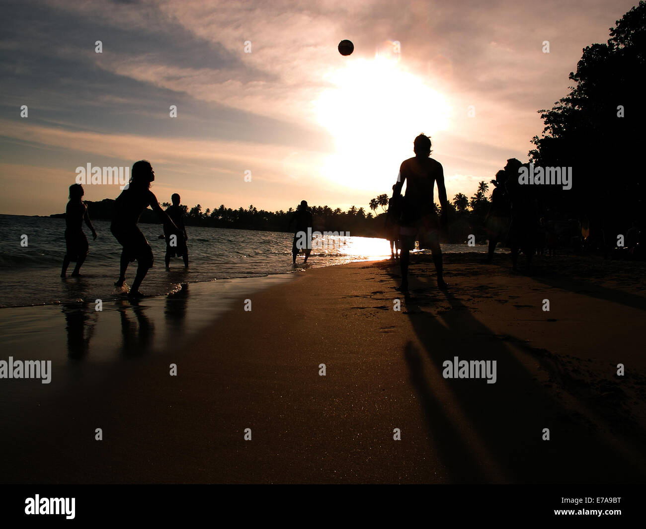 Soccer football sunset hi-res stock photography and images - Alamy