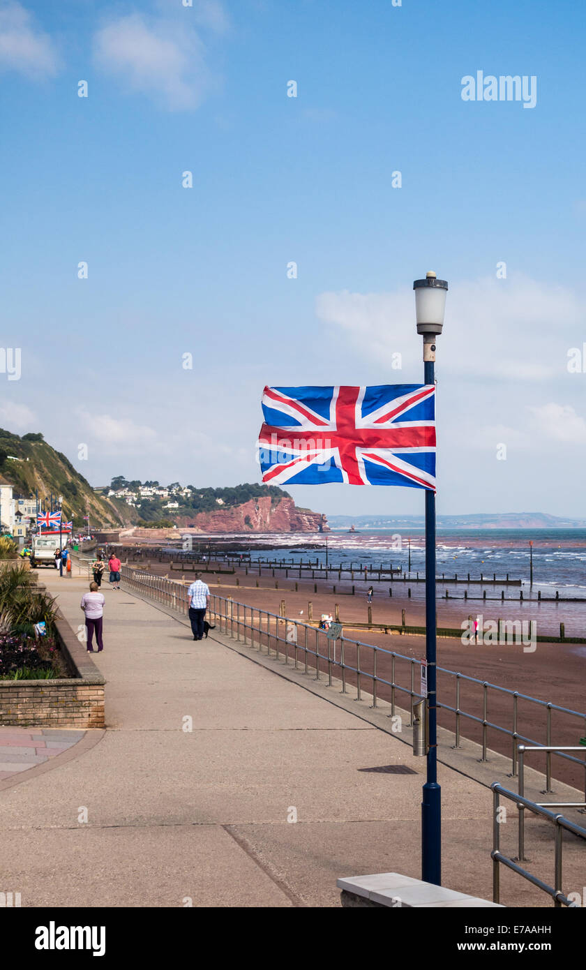 Teignmouth Seawall High Resolution Stock Photography and Images - Alamy