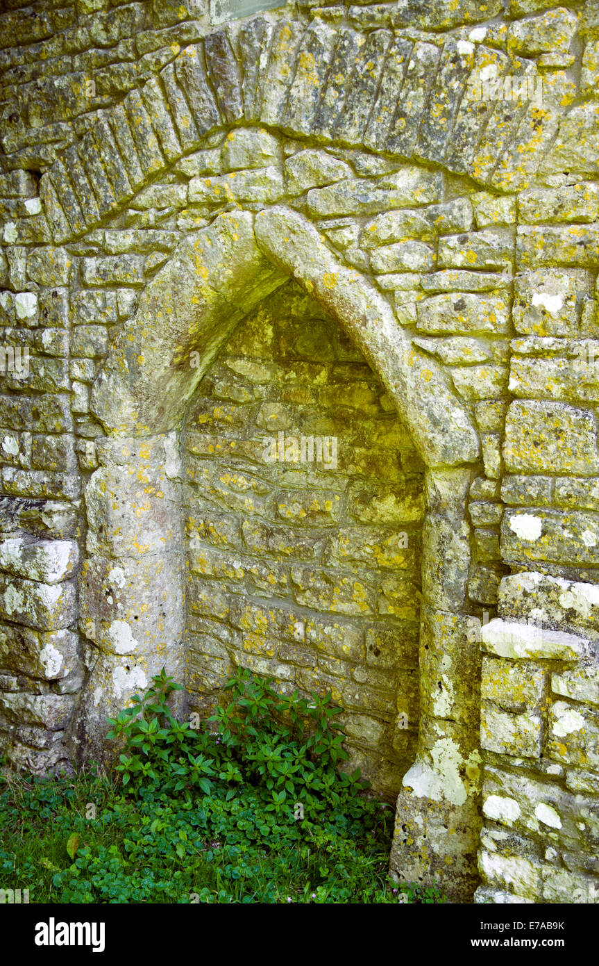 Llanfrynach church hi-res stock photography and images - Alamy