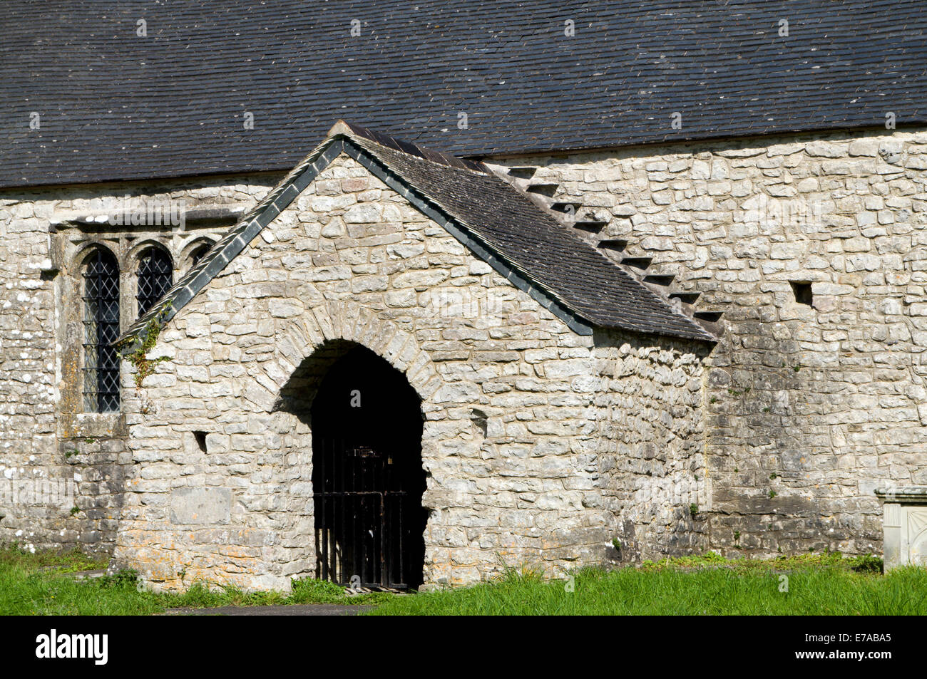 Llanfrynach Church, Cowbridge, Vale of Glamorgan, South Wales, UK Stock ...