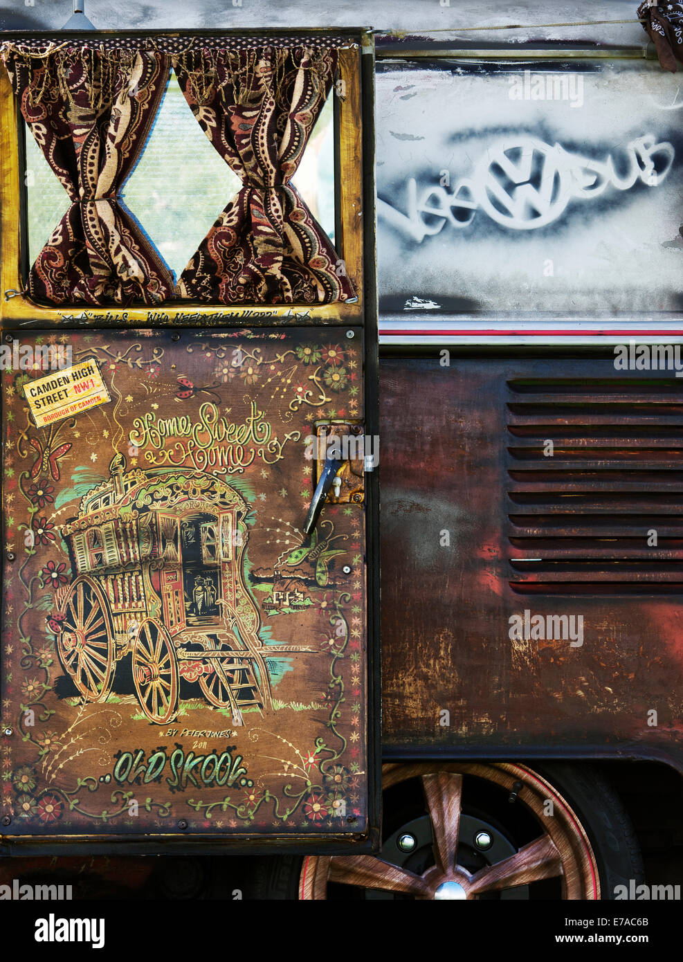 Rusty VW Rat Split Screen Volkswagen camper van door and side panel at ...