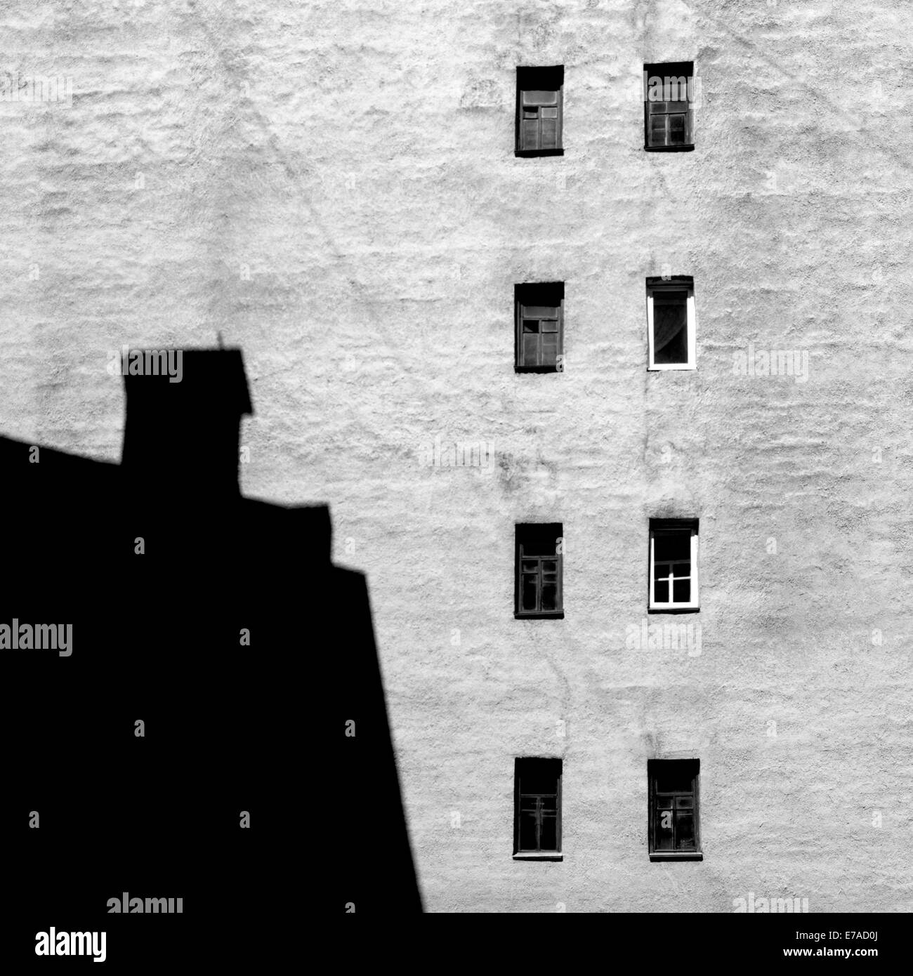 Shadow of building on the wall with windows Stock Photo - Alamy