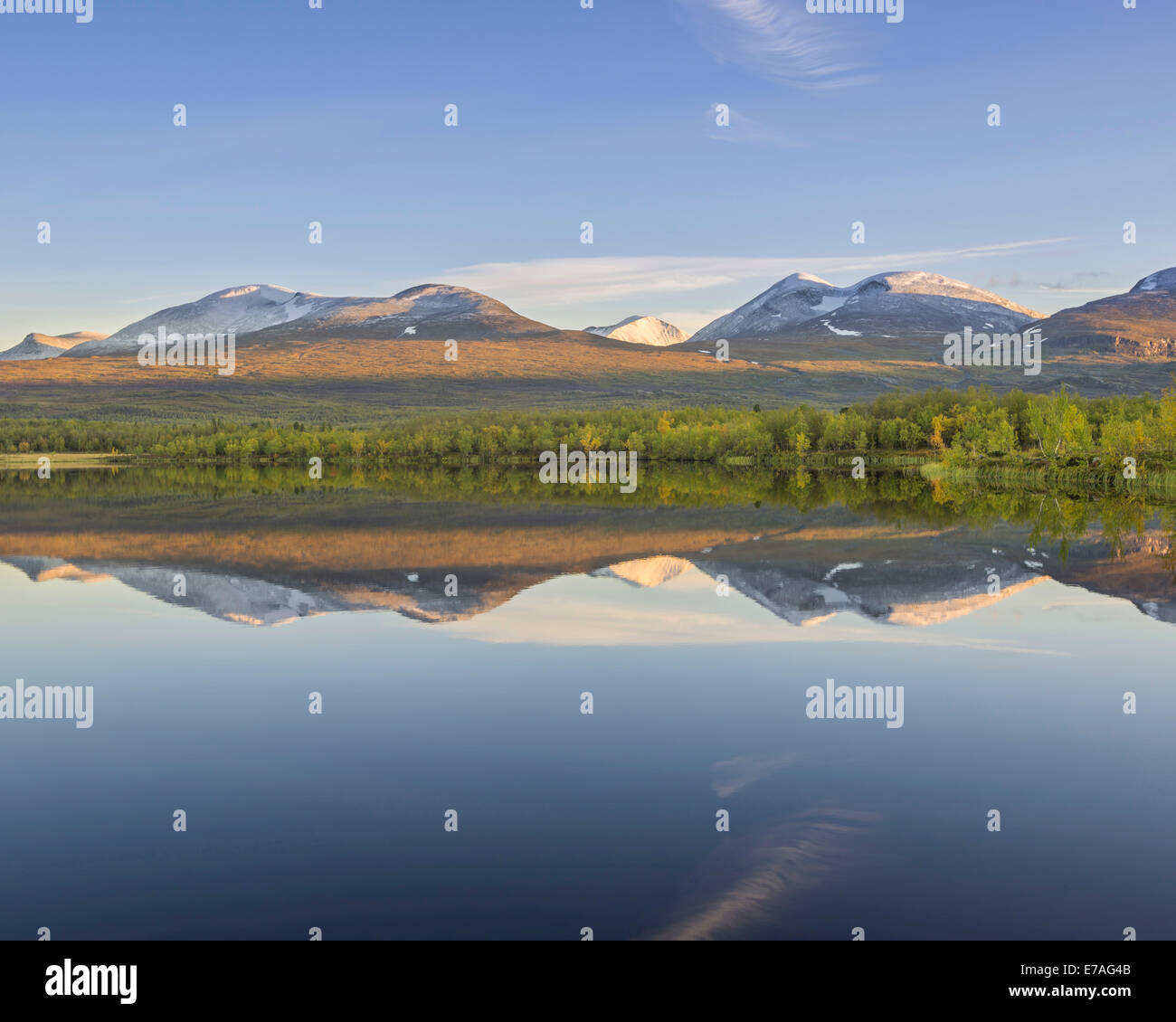 Trough Lake High Resolution Stock Photography and Images - Alamy