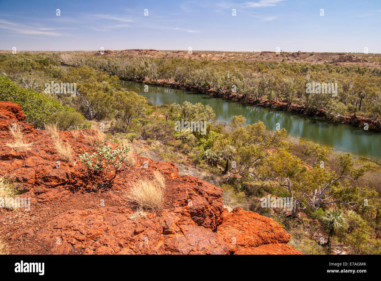 Pilbara desert aboriginal hi-res stock photography and images - Alamy