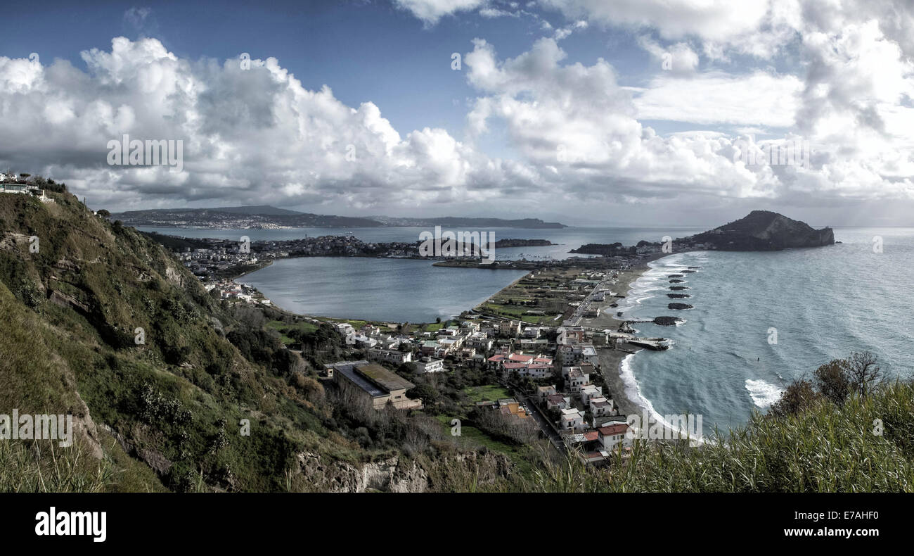 Lago di miseno hi-res stock photography and images - Alamy