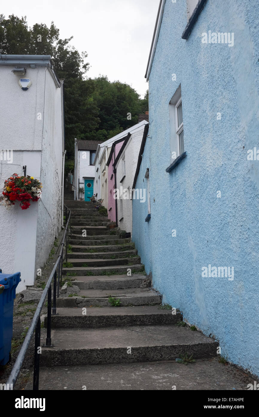 Old narrow lane hi-res stock photography and images - Alamy