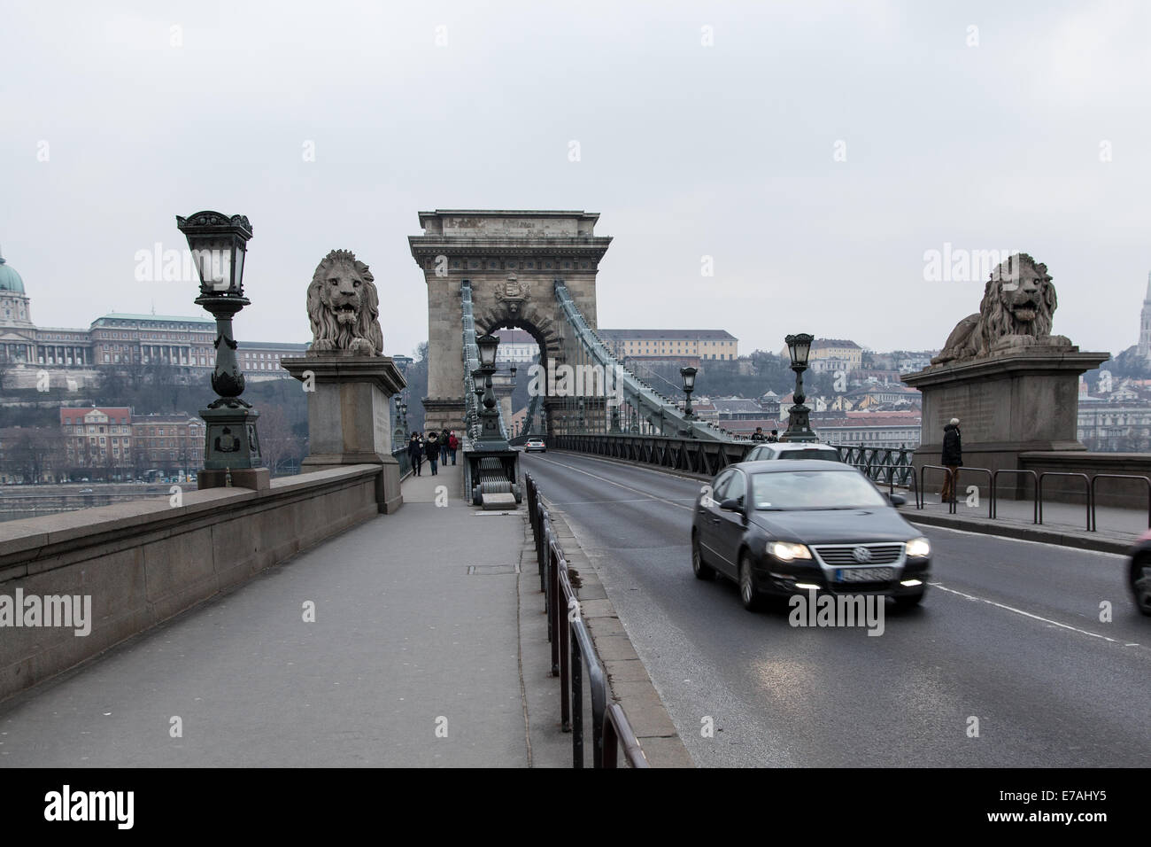 Budapest Szechenyi Lanchid Bridge Stock Photo - Alamy