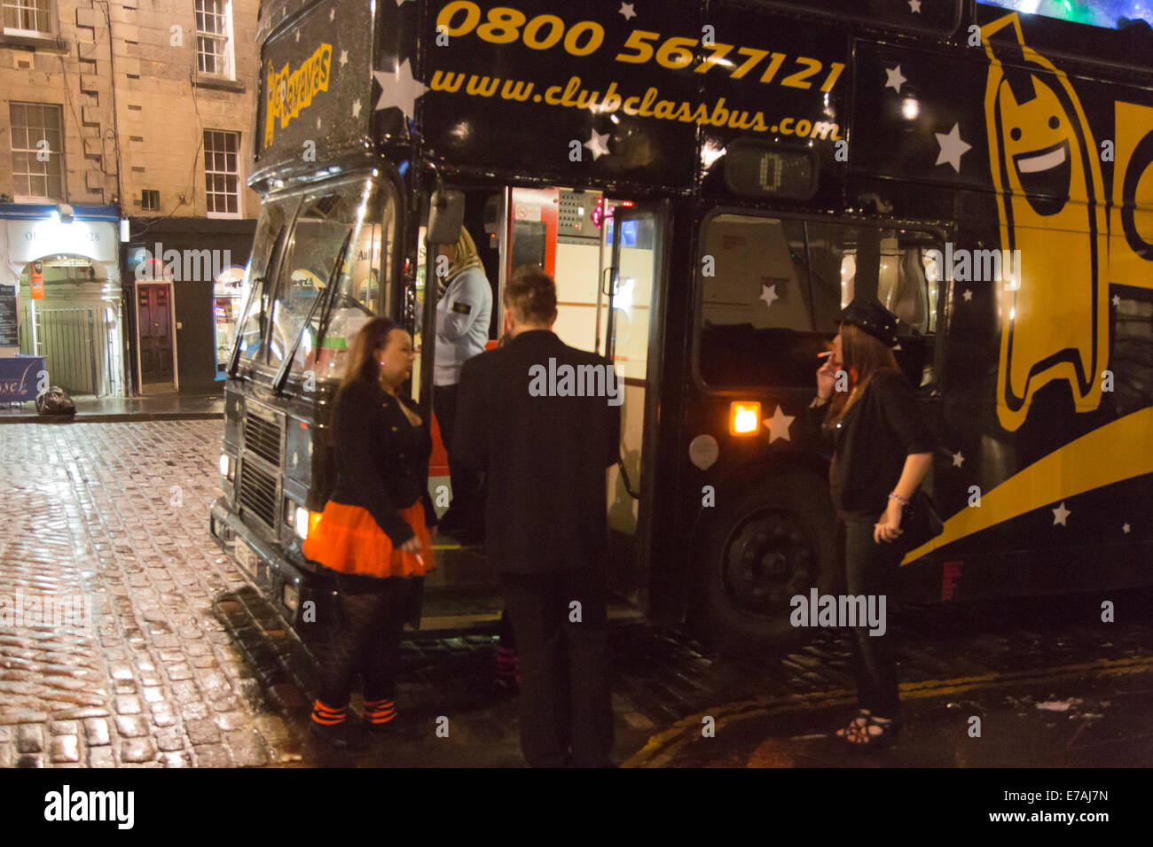 Party bus hi-res stock photography and images - Alamy