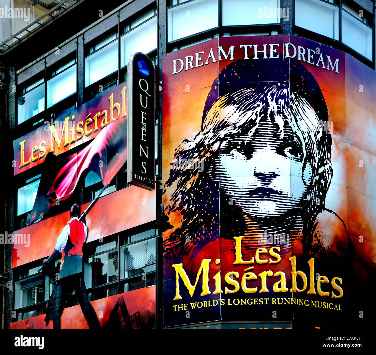 Les miserables musical london hi-res stock photography and images - Alamy