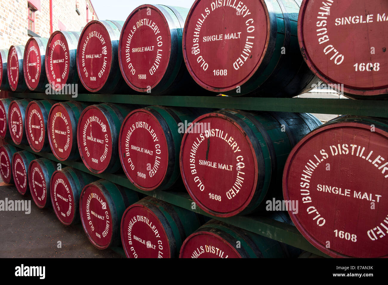 Bushmills factory hi-res stock photography and images - Alamy