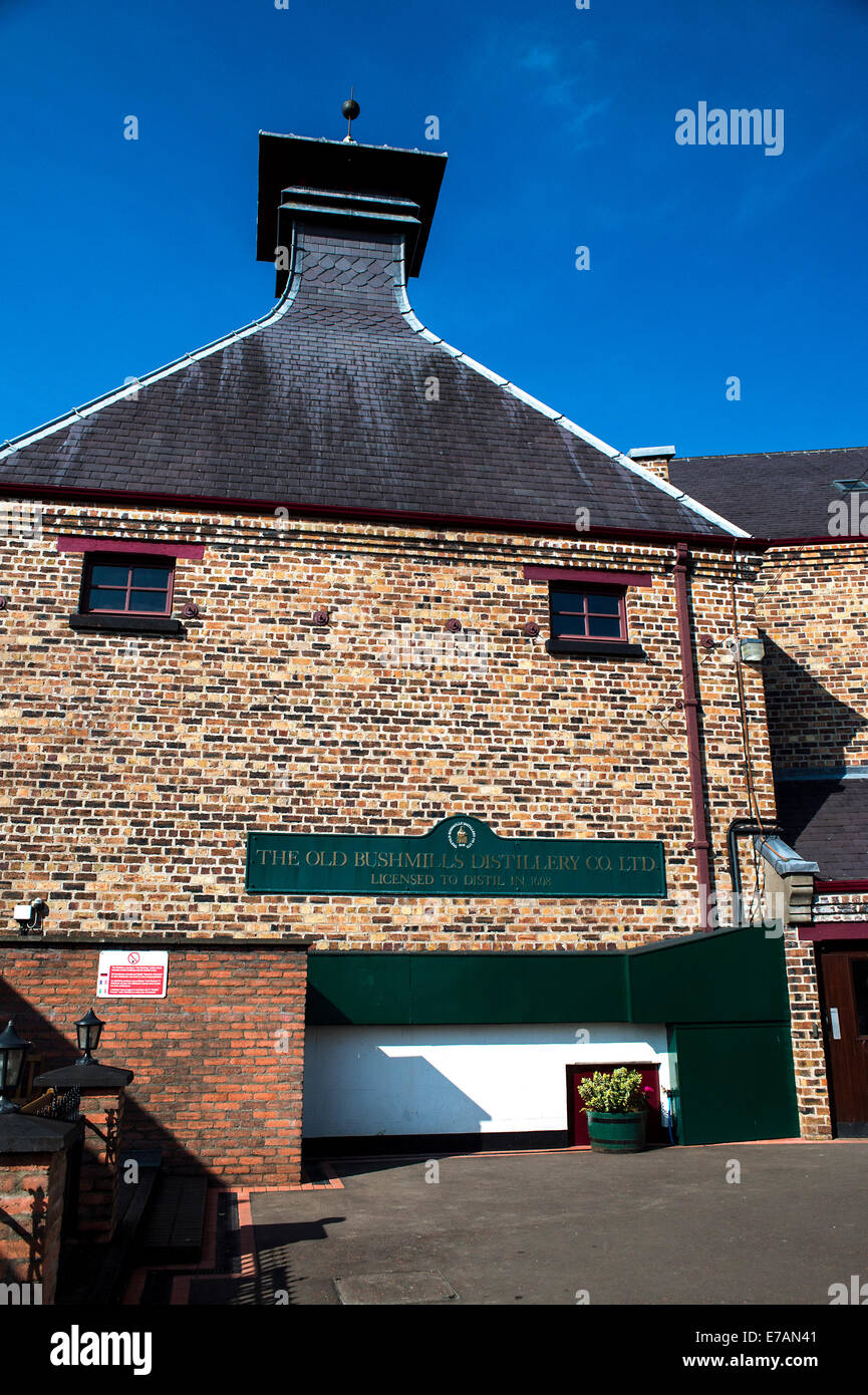 Bushmills factory hi-res stock photography and images - Alamy