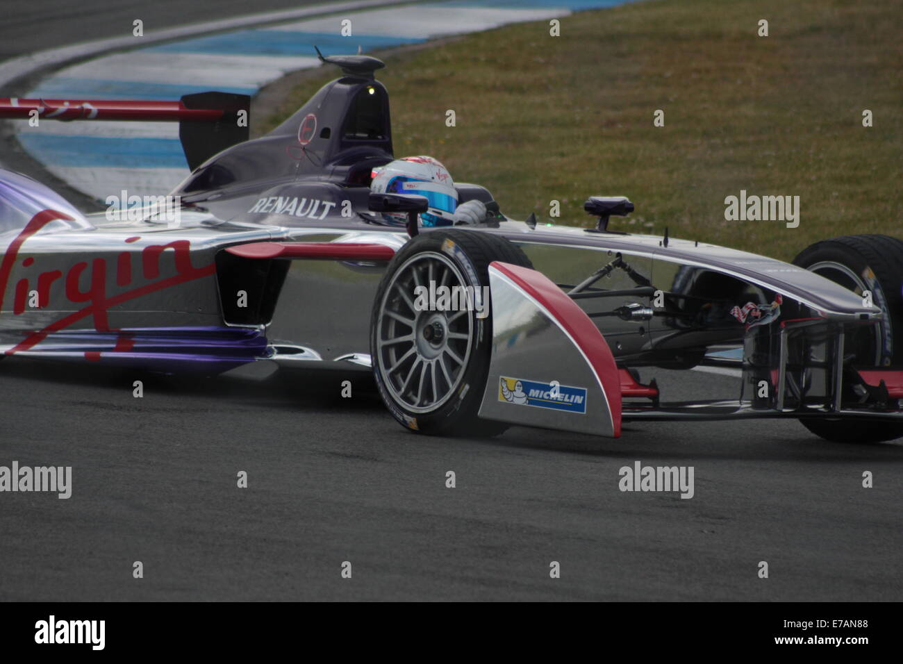 E circuits hi-res stock photography and images - Alamy